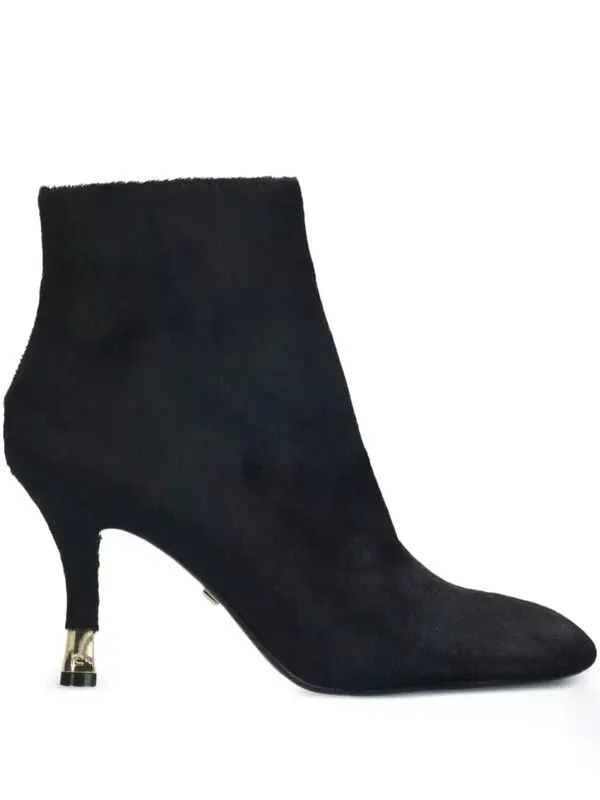 Lola Cruz Pointed Boots