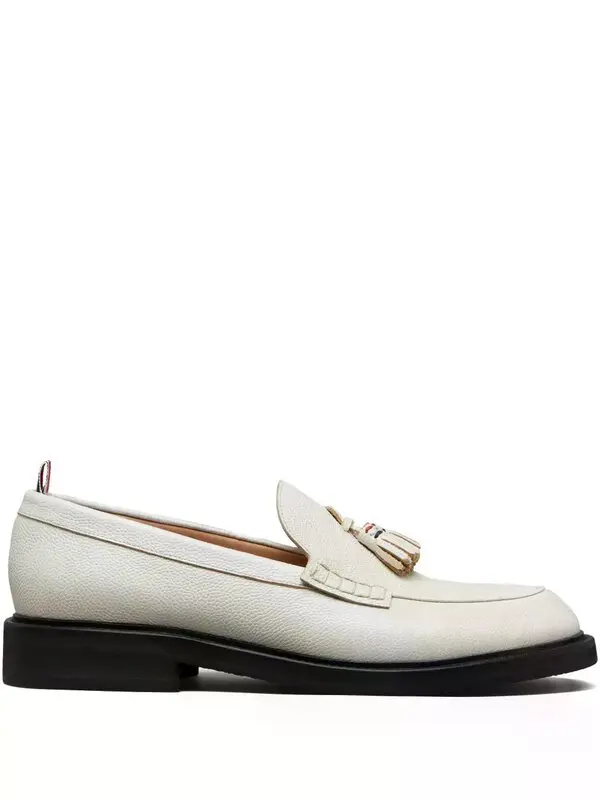 Thom Browne Pebble Grain Leather Tassel Loafers - Neutrals