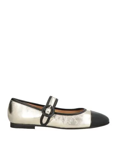 OVYE Ballet Flats