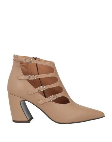 OVYE Playlist Leather Ankle Boots
