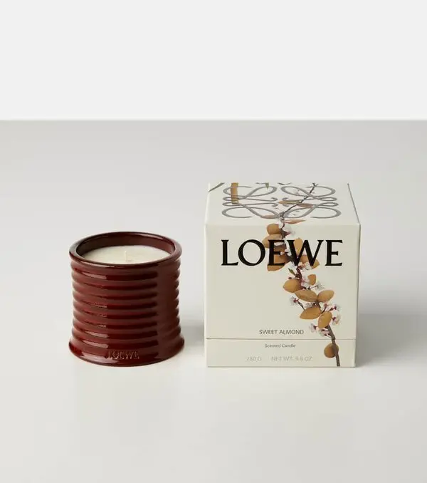 Loewe Sweet Almond Medium Scented Candle - Red