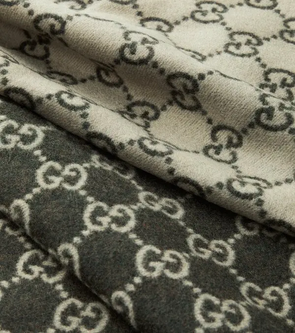 Gucci Gg Reversible Wool And Cashmere Blanket - Green