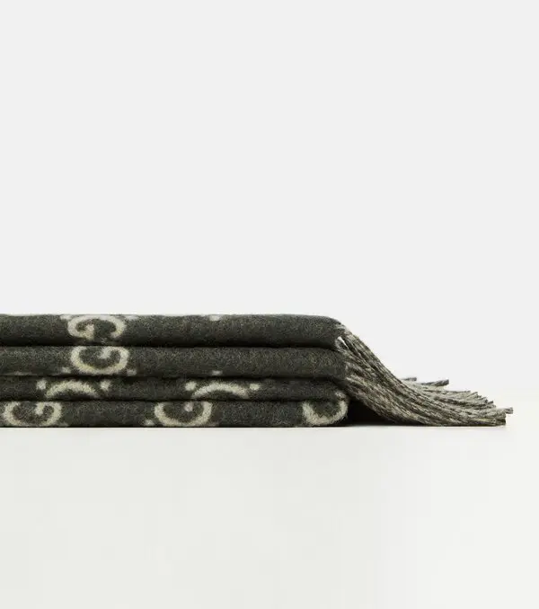 Gucci Gg Reversible Wool And Cashmere Blanket - Green