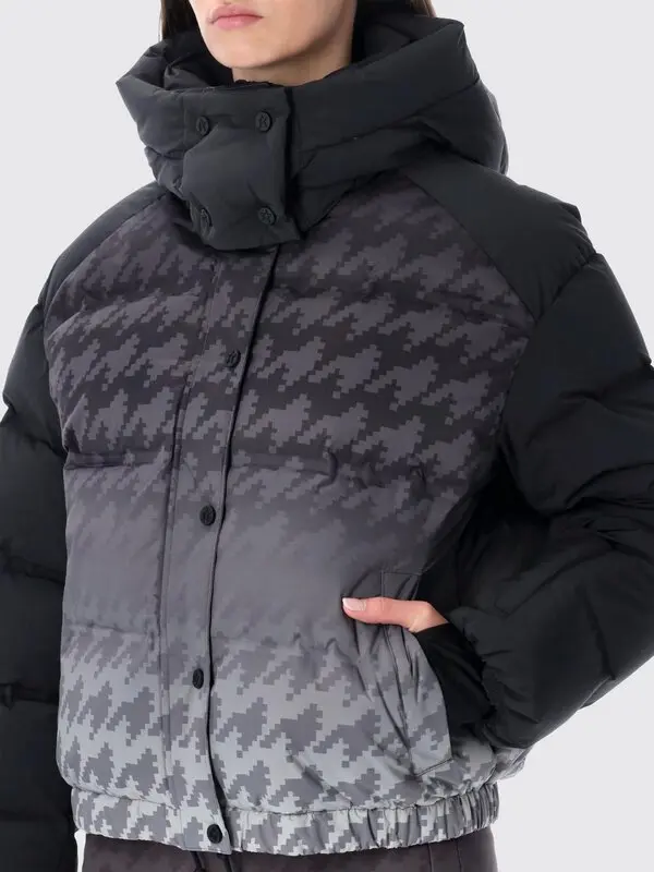 Perfect Moment Puffer Jacket With Hood - Black
