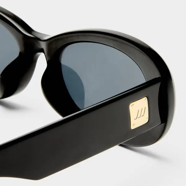 Le Specs Hey Ya! + | Smoke Mono