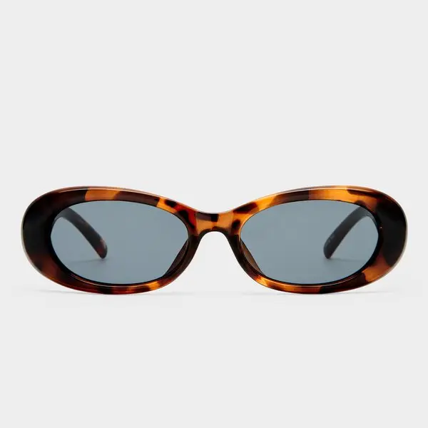 Le Specs Hey Ya Tortoiseshell Oval Sunglasses - Tort