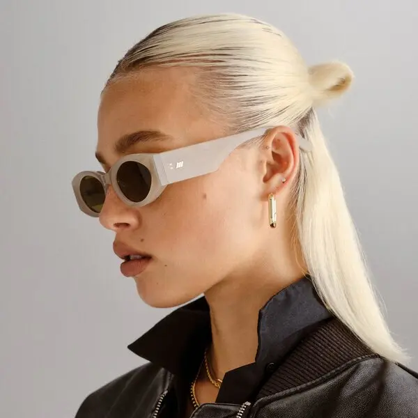 Le Specs Mermaiden Oval Sunglasses - Oatmeal