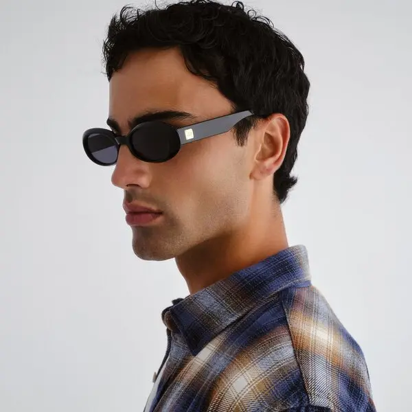 Le Specs Work It! Oval Sunglasses - Black