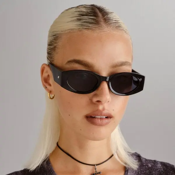 Le Specs Mermaiden Oval Sunglasses