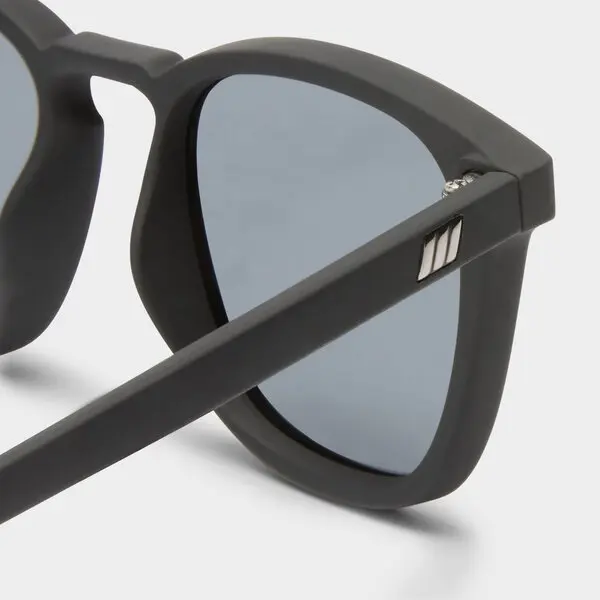 Le Specs No Biggie Polarized Sunglasses - Black Rubber