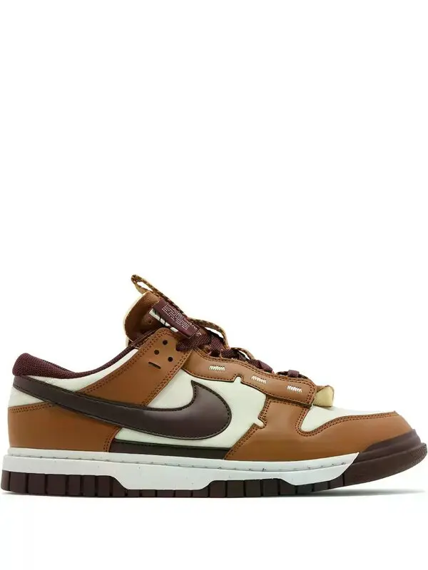 Nike Dunk Low Jumbo Lace-up Sneakers - Brown
