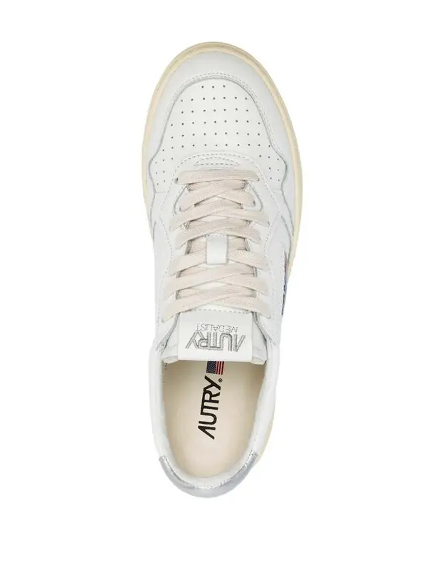 AUTRY Low Top Sneakers - Silver