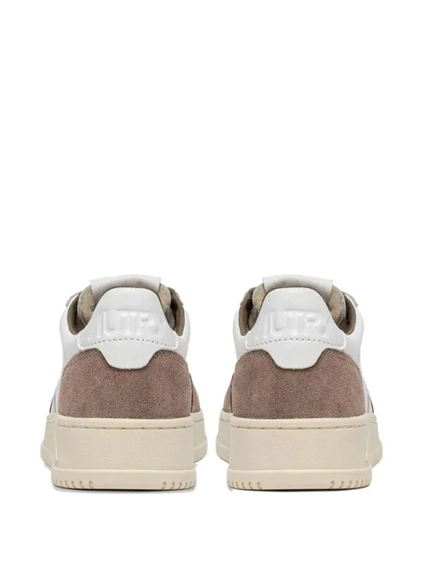 AUTRY Medalist Low Top Sneakers - Brown