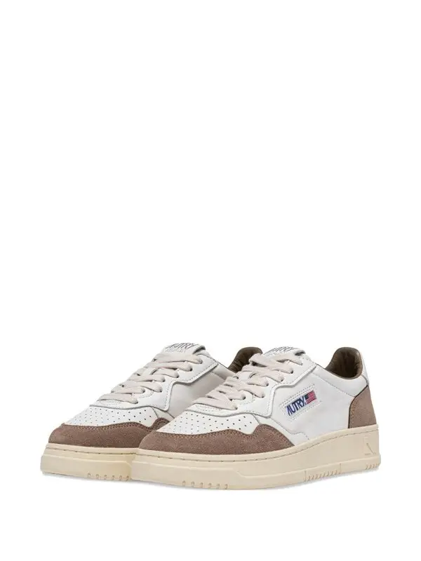 AUTRY Medalist Low Top Sneakers - Brown