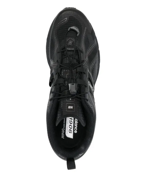 NEW BALANCE 1906r Sneakers