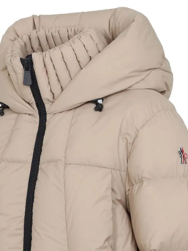 Moncler Bonnieure Short Down Jacket