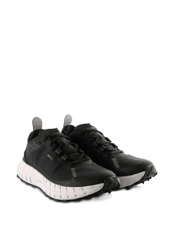 NORDA 001 Sneakers - Black
