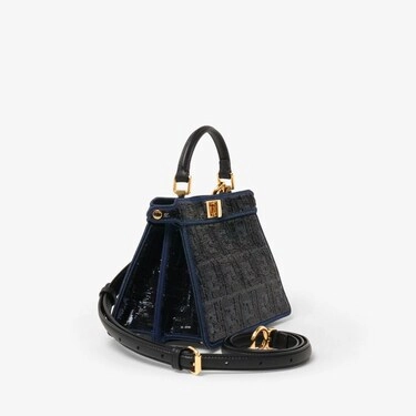 Fendi Peekaboo Iseeu Petite Bag