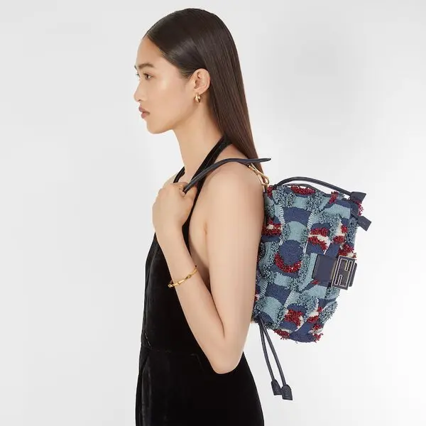 Fendi Mamma Baguette Medium