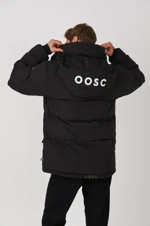 OOSC Oversized Puffer Jacket - Black