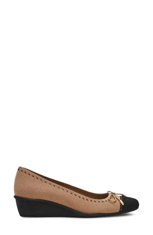 Anne Klein Wesson Wedge Pump - Camel/black