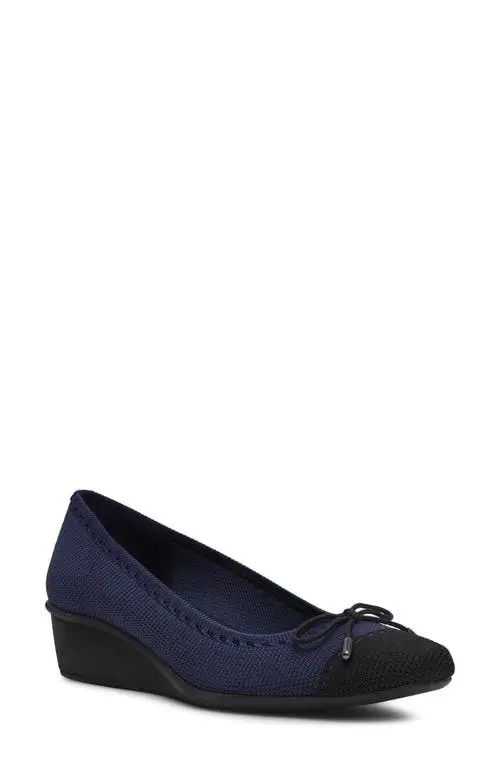 Anne Klein Wesson Wedge Pump - Navy/black