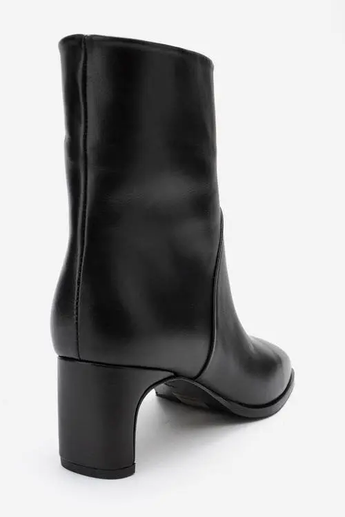 FOREVER & ALWAYS SHOES Nordy Leather Boots - Black