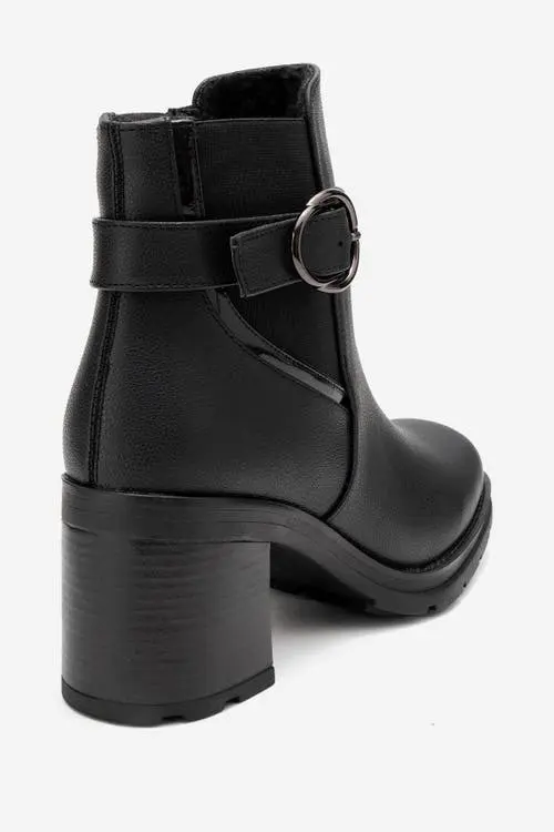 PROLOGUE SHOES Buckle Block Heel Boots - Black