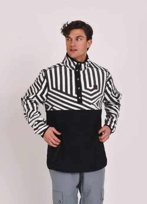 OOSC Printed Fleece Pullover - Black