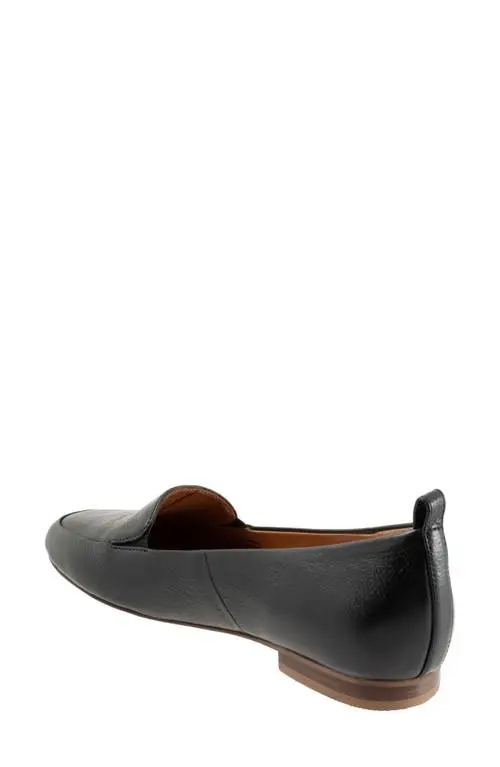 Softwalk Kingston Leather Loafer - Black
