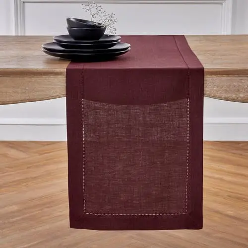 SOLINO HOME Linen Table Runnerclassic Hemstitch - Burgundy