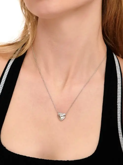 DEVATA Contour-lined Heart Pendant Necklace