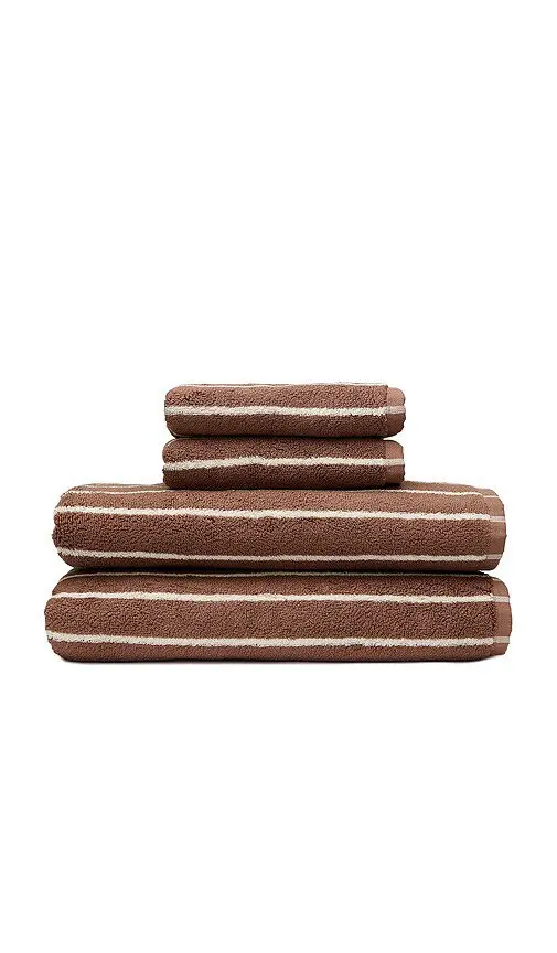 SLOWTIDE Koko Plush Bath Towel In Brown