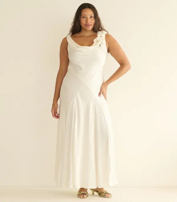 DÔEN Solena Maxi Dress