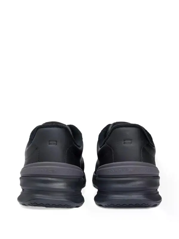 Tommy Hilfiger Logo-plaque Lace-up Low-top Sneakers