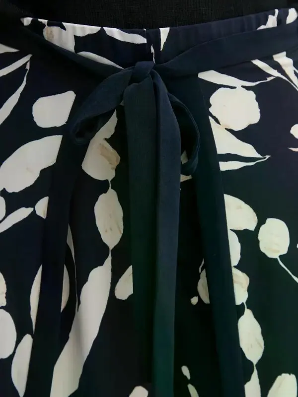 Joseph Ribkoff Floral Print Tie Trousers