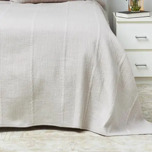 ELISABETH YORK Nunzia Oyster Cotton /queen Bed Quilt