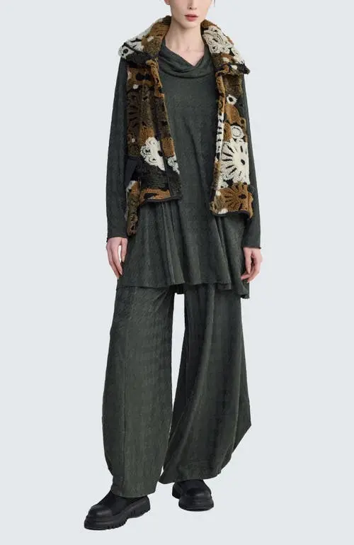 LUUKAA Eira Textured Vest - Olive
