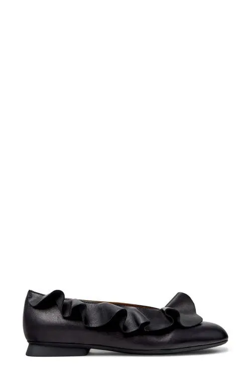 Camper Casi Myra Ruffle Flat - Black