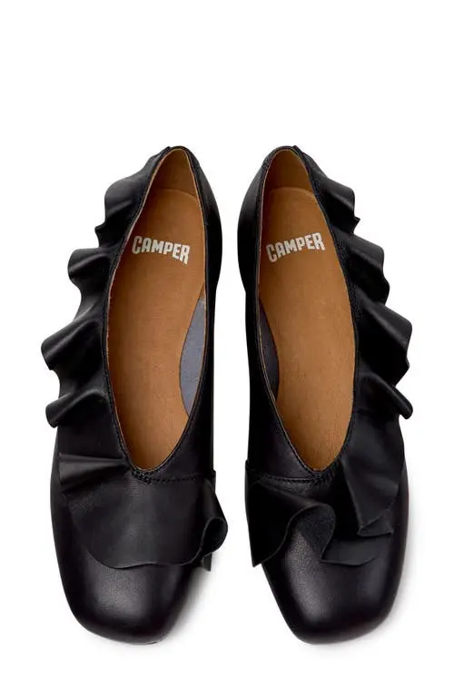 Camper Casi Myra Ruffle Flat - Black