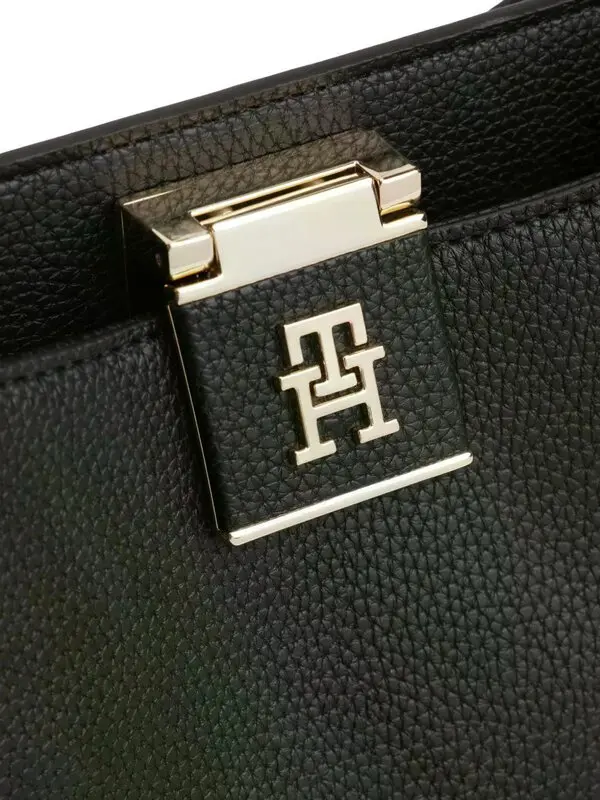 Tommy Hilfiger Chain-logo Shoulder Bag