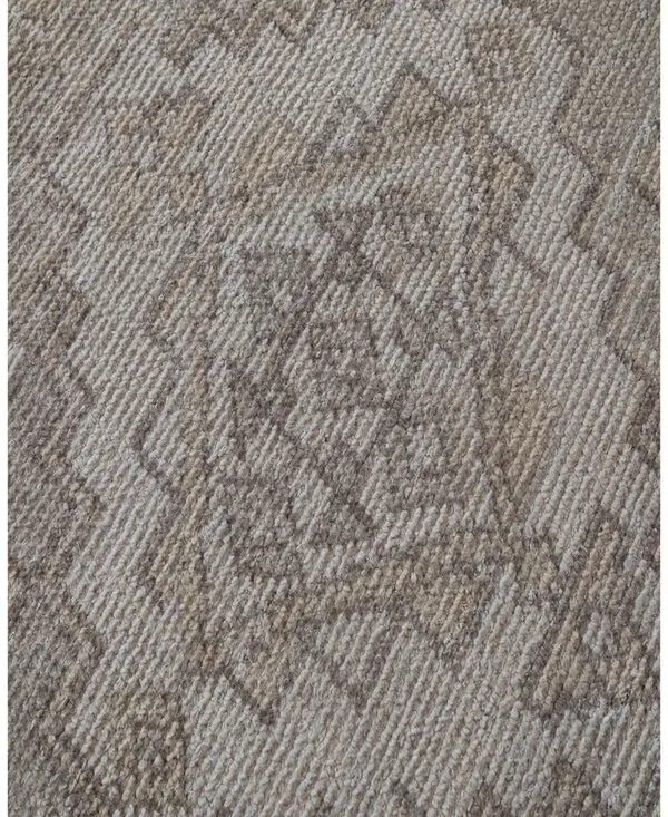 OBEETEE Palace Whitley Runner Area Rug,2'6x8'0