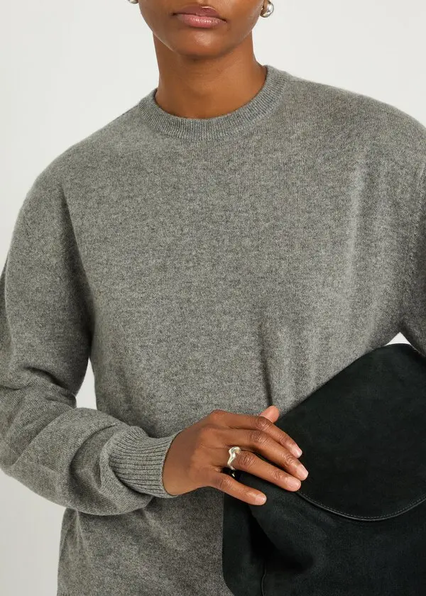 TOTEME Classic Crew-neck Cashmere Jumper