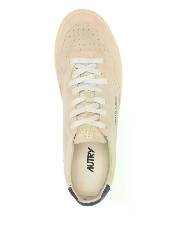 AUTRY Medalist Suede Sneakers - Neutrals