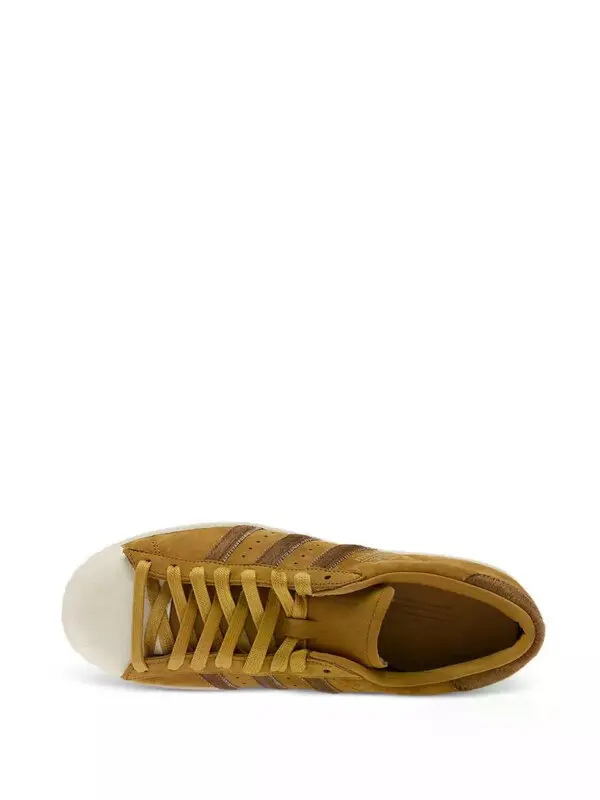 Adidas Superstar Sneakers