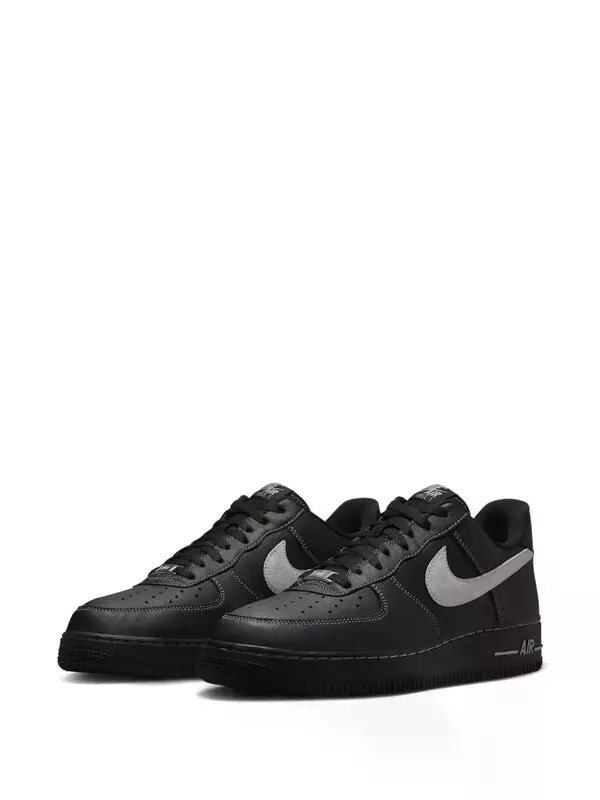Nike Air Force 1 '07 Lv8 Sneakers - Black
