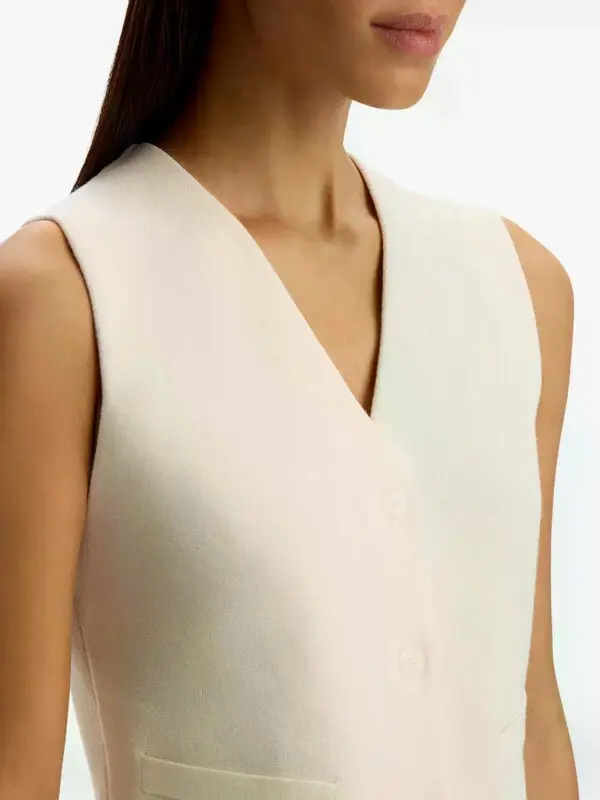 12 STOREEZ Buttoned V-neck Cardigan