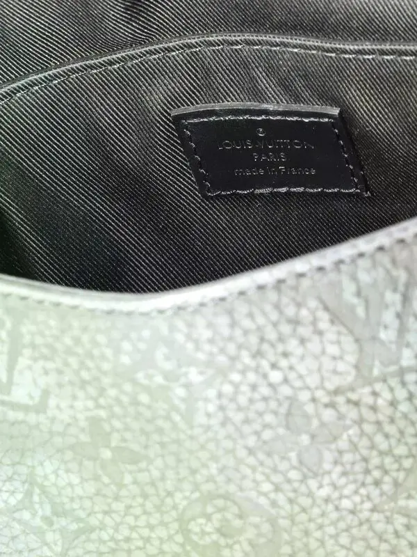 LOUIS VUITTON Steamer Bag Monogram Taurillon Leather Nano - Black