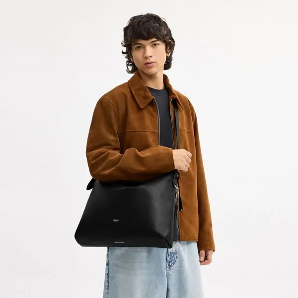 Coach® Mott Messenger Bag 38 - Black | Editorialist