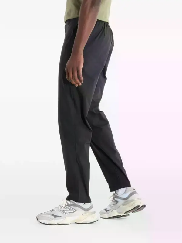 NEW BALANCE Athletics Standard 30 Tapered Trousers - Black